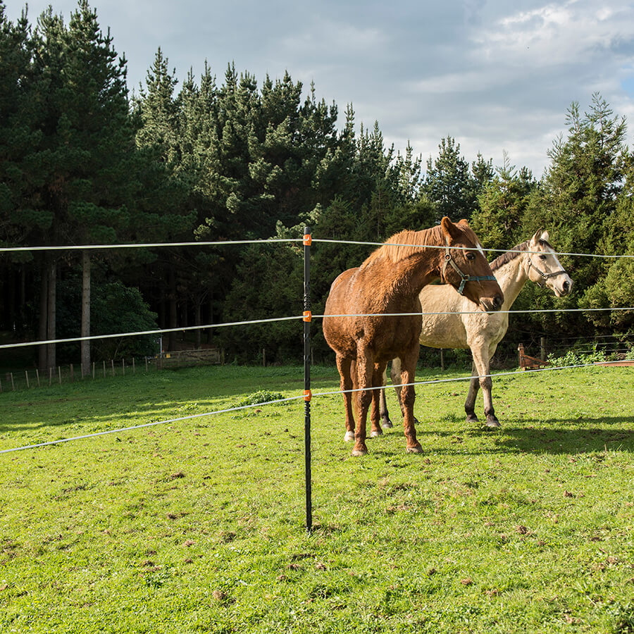 Gallagher Insulated Line Post | GAL-742212 | Robert Aebi Group Webshop